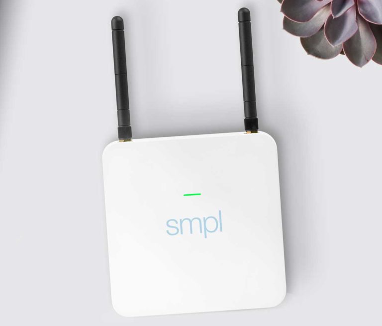 smpl – voice, network, SMS, meetings, and managed services.